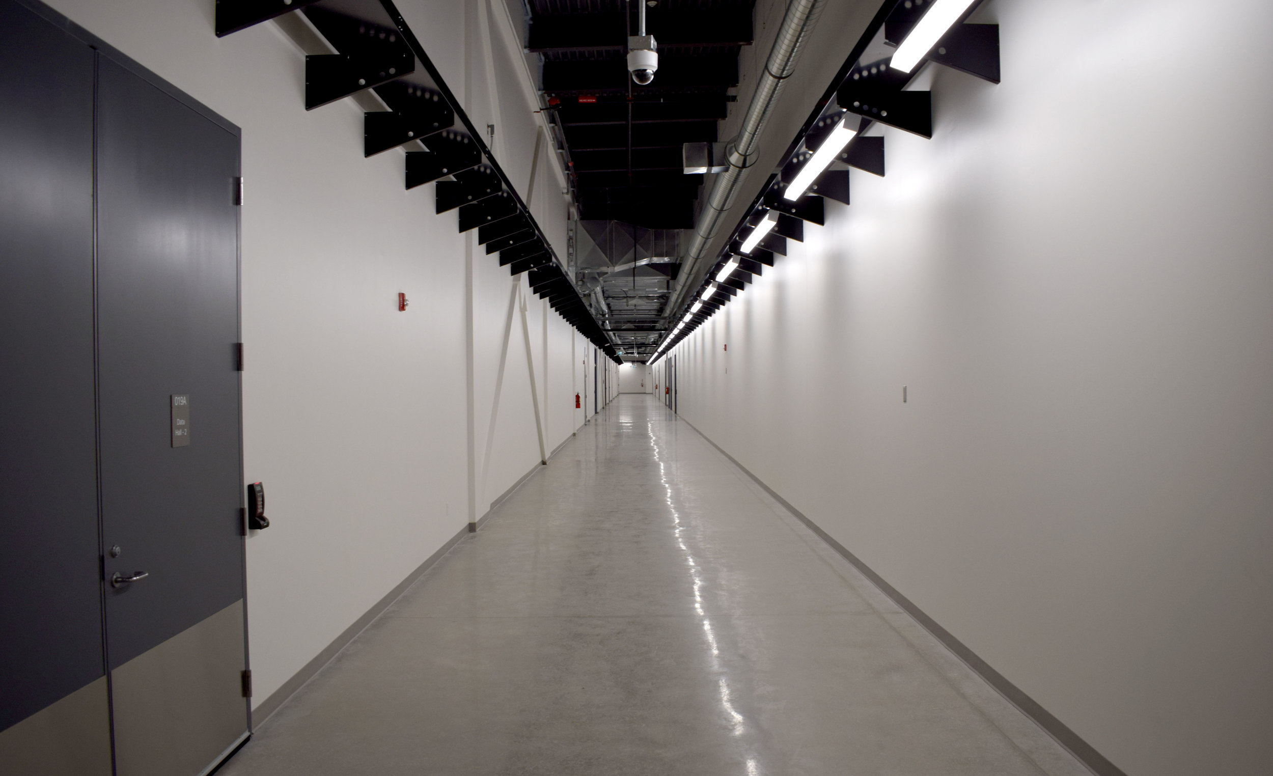 Matrix Center 1 by Urbacon